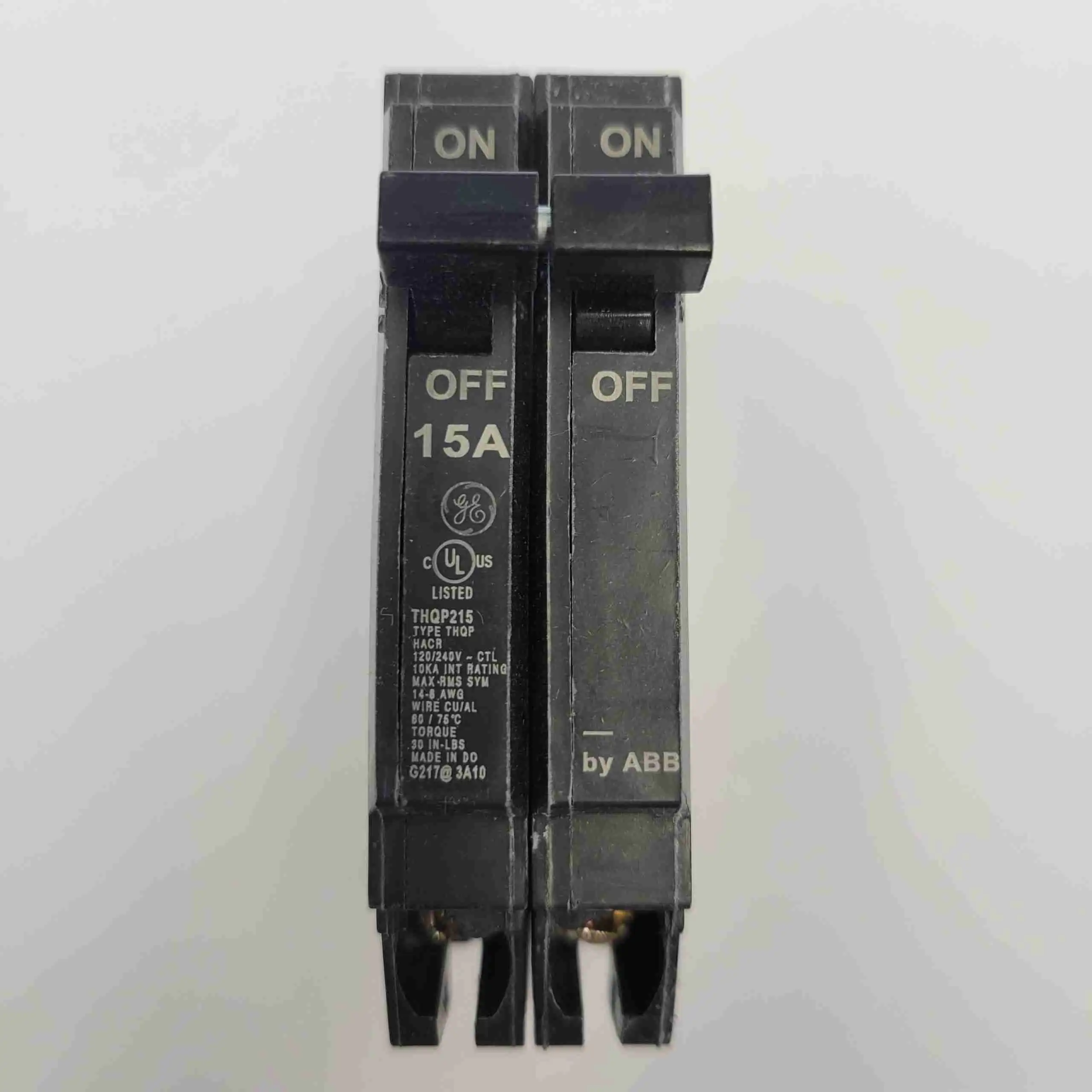 THQP215– GE 2P 15A 240V PUSH IN 10kA BREAKER - Northern Breaker Group